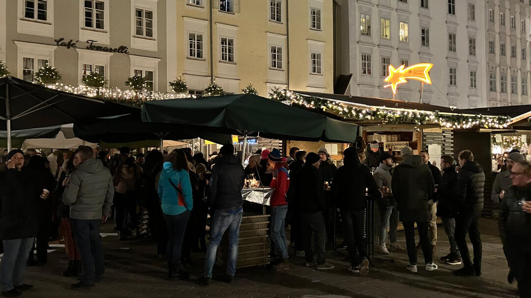 Charitable Advent Market at the Alter Markt : salzburg.info