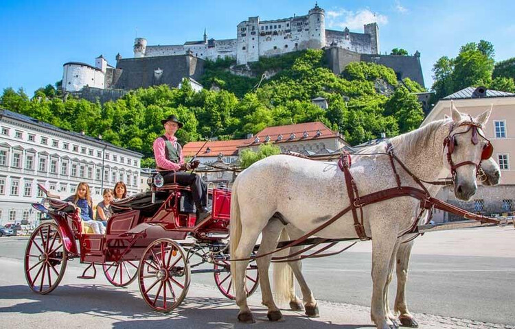 Fiaker : Rundfahrten in Salzburg : salzburg.info