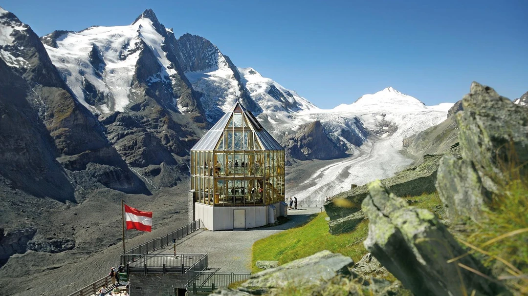 Grossglockner High-Alpine Road : Sightseeing attractions close to